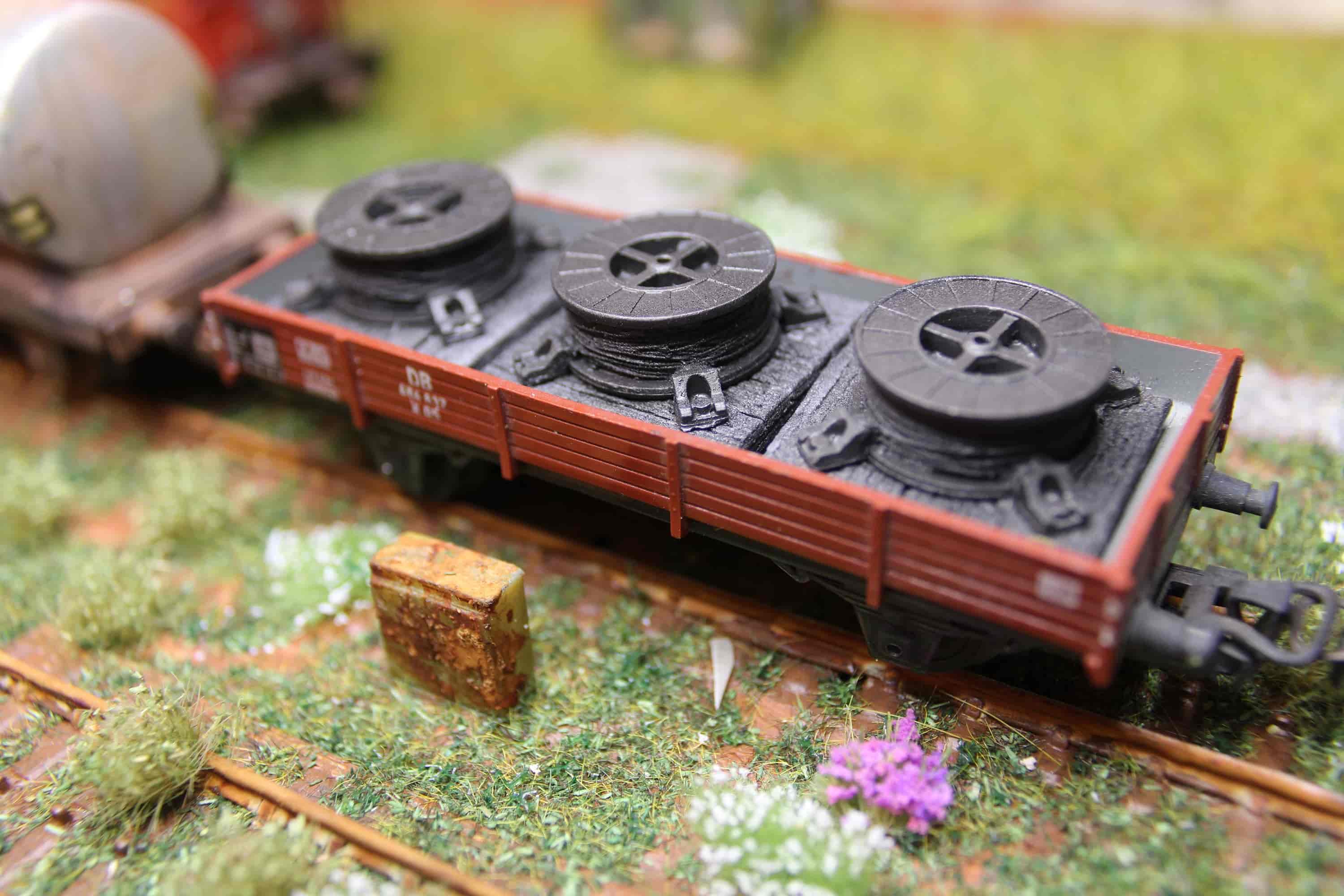 Train Load - Set of 3 Cable Spools – Feisters Miniatures