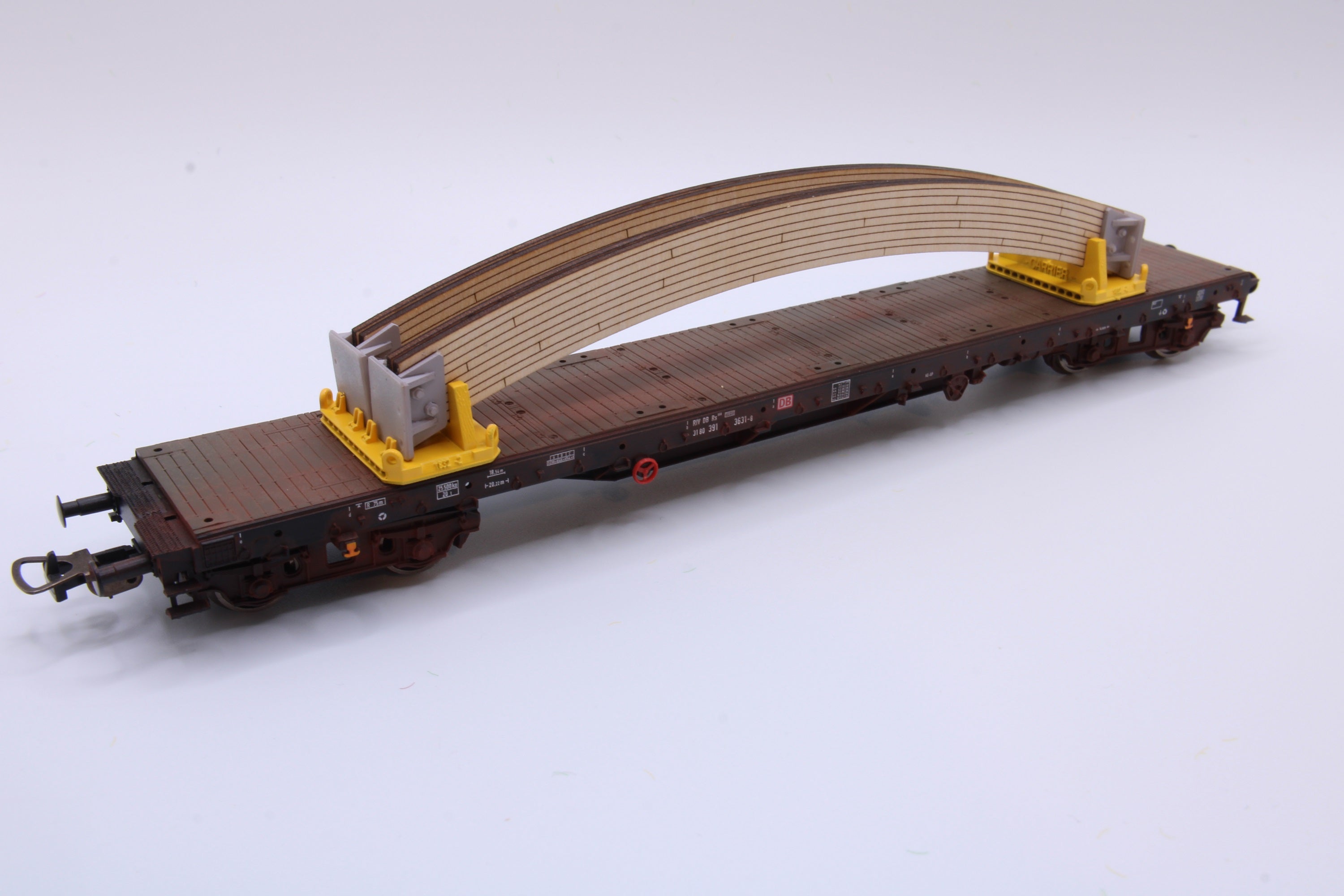 Train Load: 2 Roofbeams H0-scale – Feisters Miniatures